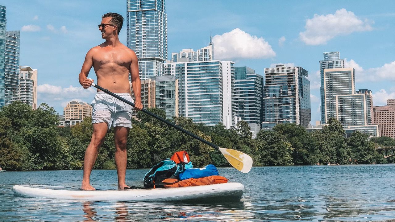 How does surfing change your body? Maximize the Benefits