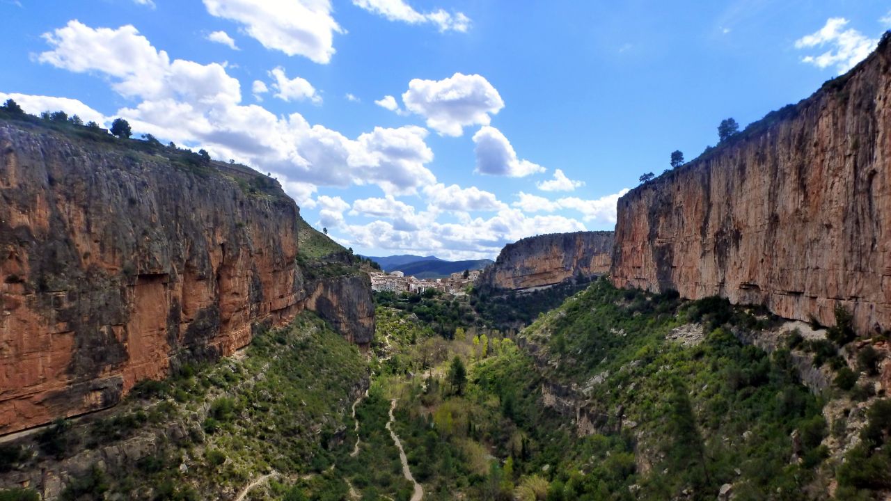 Best Rock Climbing Routes & Locations Worldwide (2023)