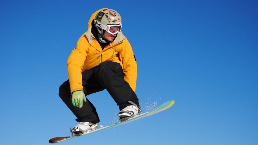 How Do I Know If I Ride Goofy or Regular in Snowboarding?